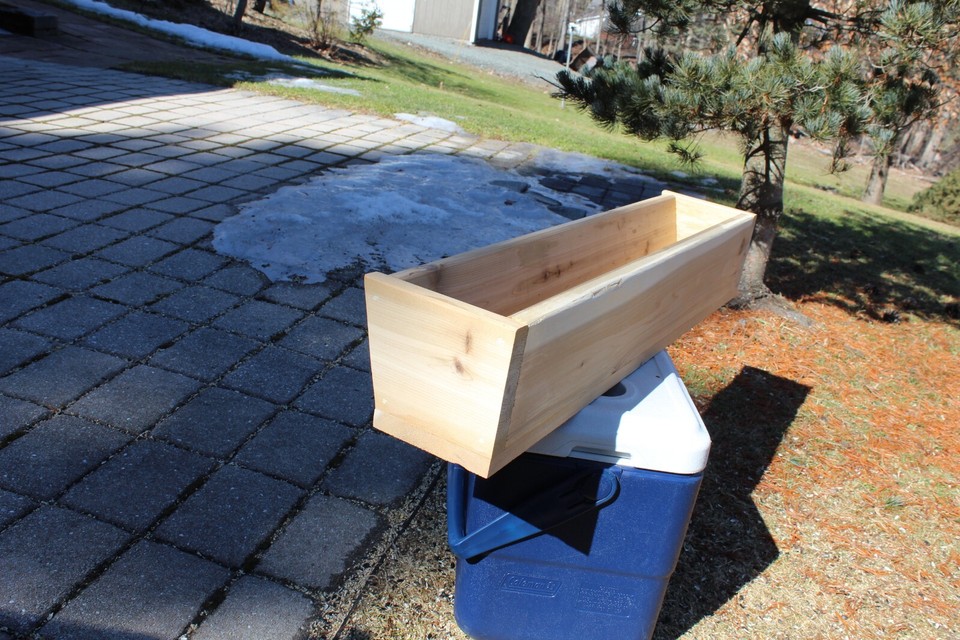 30" WINDOW FLOWER BOX SLANT FRONT NATURAL CEDAR WOOD PLANTER GARDEN PLANTS DECK | eBay