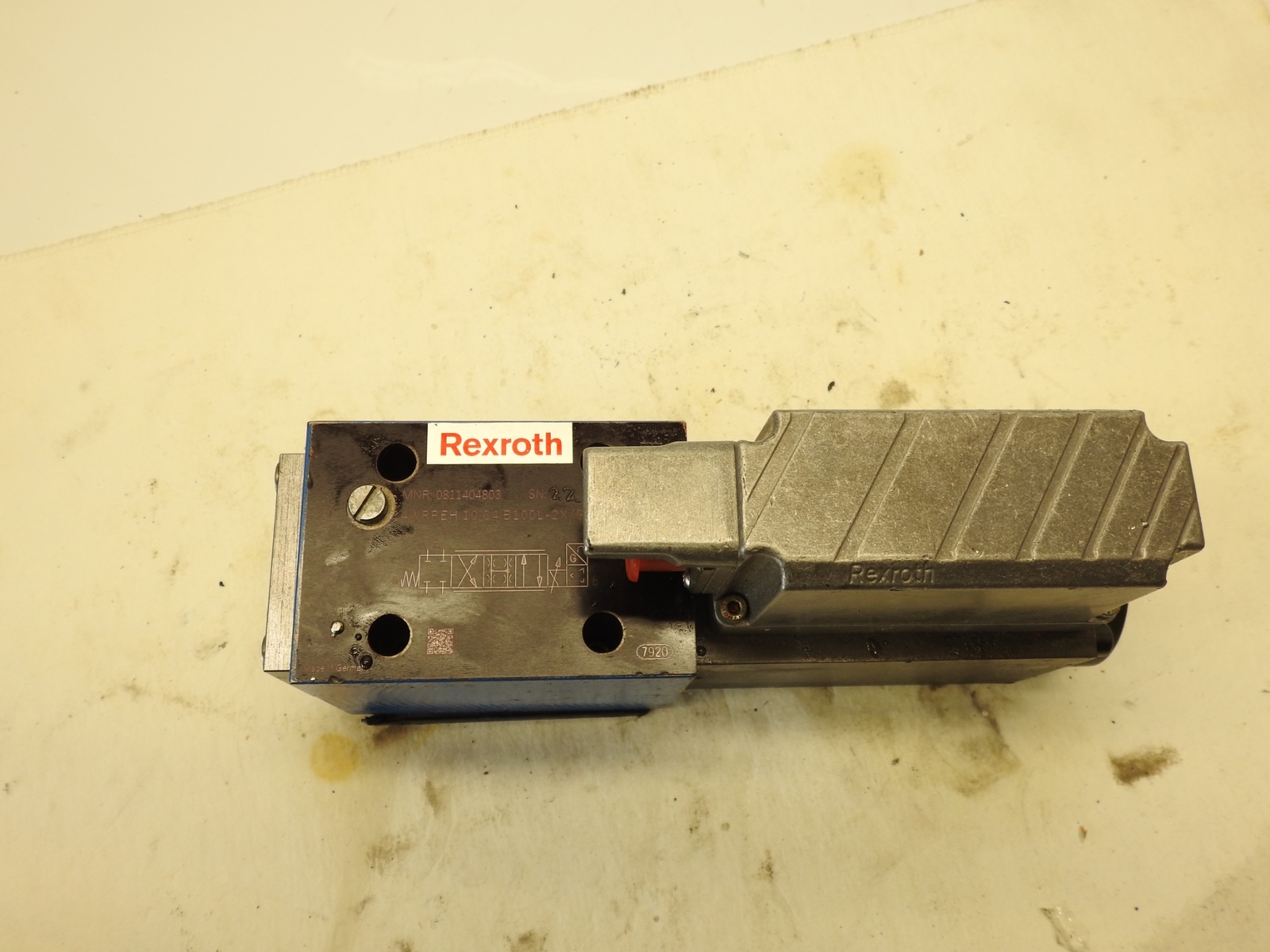 Genuine Rexroth 0811404803 Hydraulic Proportional Valve 4WRPEH-10-C4 ...