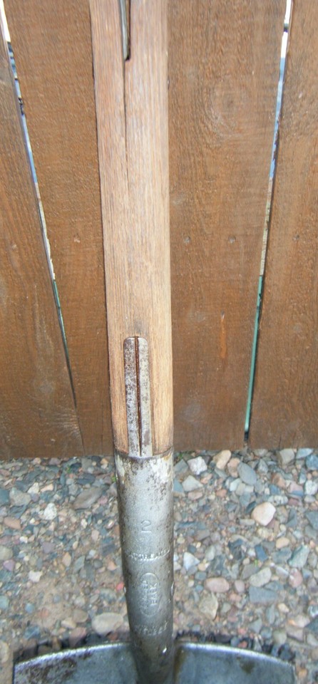 Vintage The Wood Shovel & Tool Company Split Wood handle Shovel | eBay