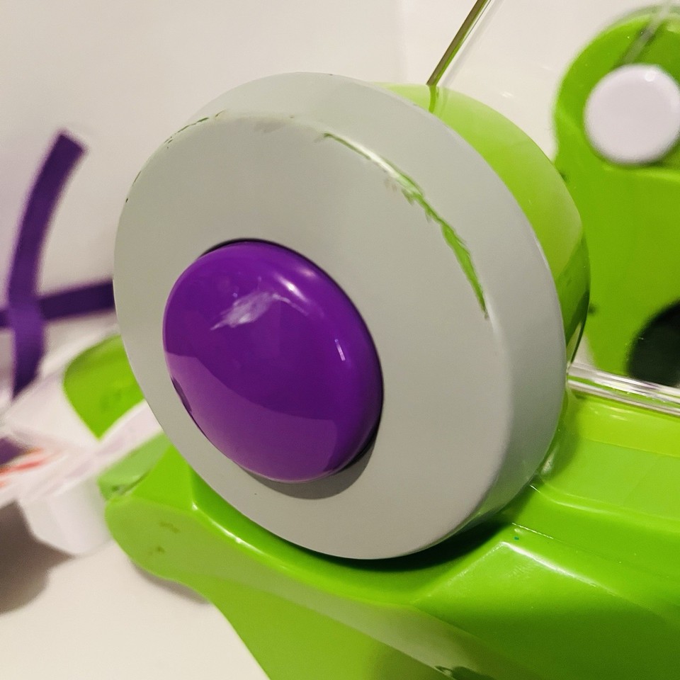 Mattel Toy Story 4 Buzz Lightyear Space Ranger Armor Helmet Works 2018 ...