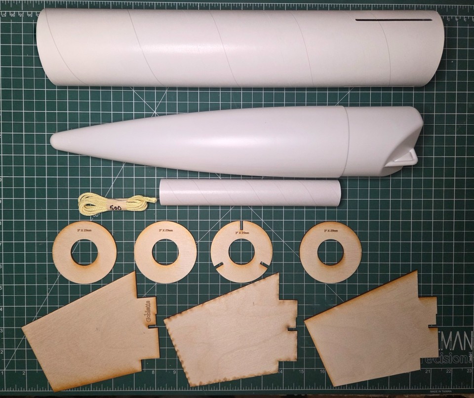 Goblette Mid-Power model rocket kit 28.5" tall, 3" dia, 29mm. The ...