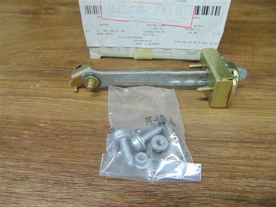 Brand New Front Right TS Door Check - Genuine Mercedes - A9017201116 ...