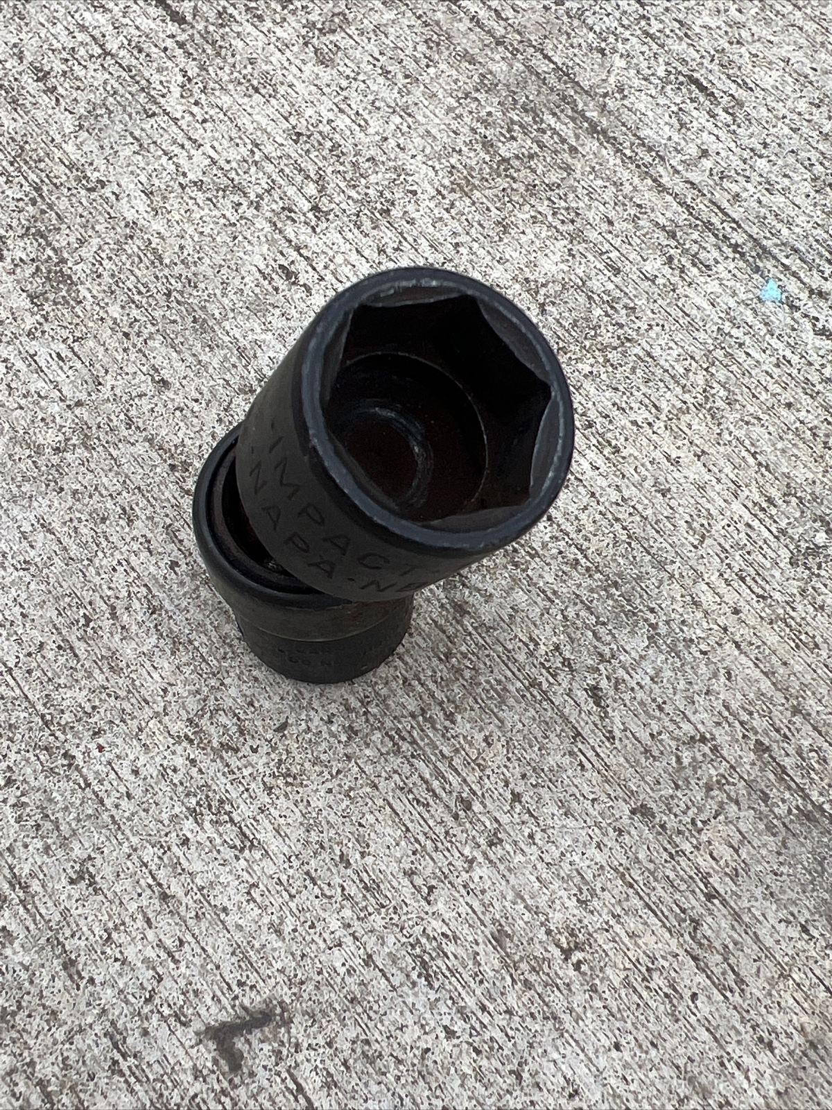 NAPA+Tools+NBPF618M+3%2F8%22+Drive+18mm+6+Point+Impact+Swivel+Socket ...