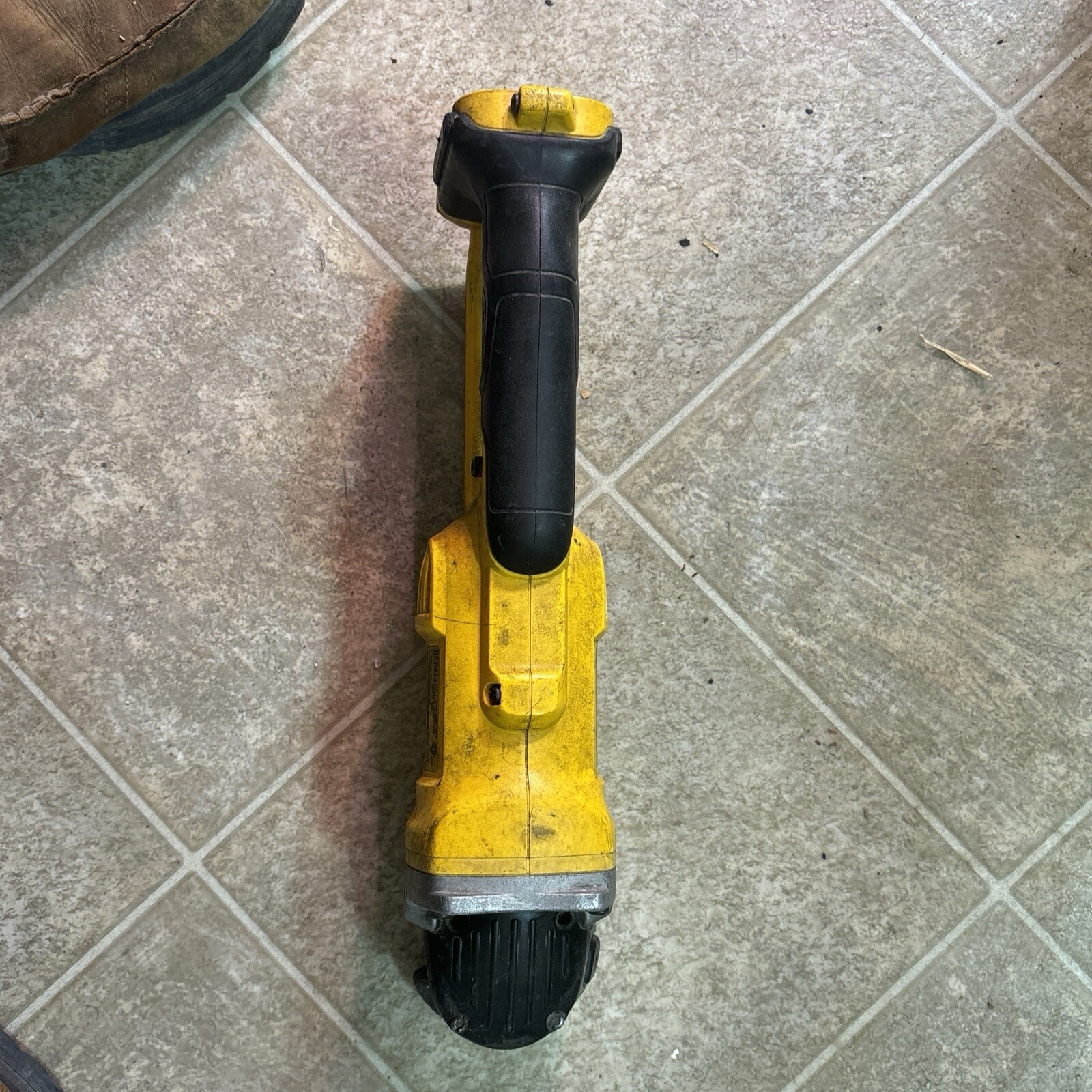 Dewalt DCG412 20V Cordless Angle Grinder 4 1/2" 20 Volt Cut-Off Tool ...