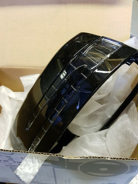 Genuine MERCEDES BENZ W212 E Class LH Wing Mirror Housing Black ...
