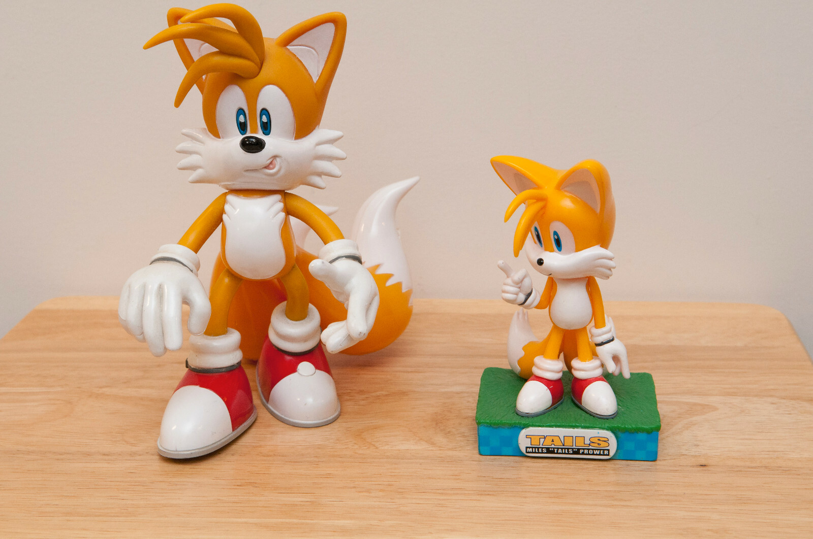 Sonic the Hedgehog 9" Adventure Tails Figure. No Electronics Plus ...