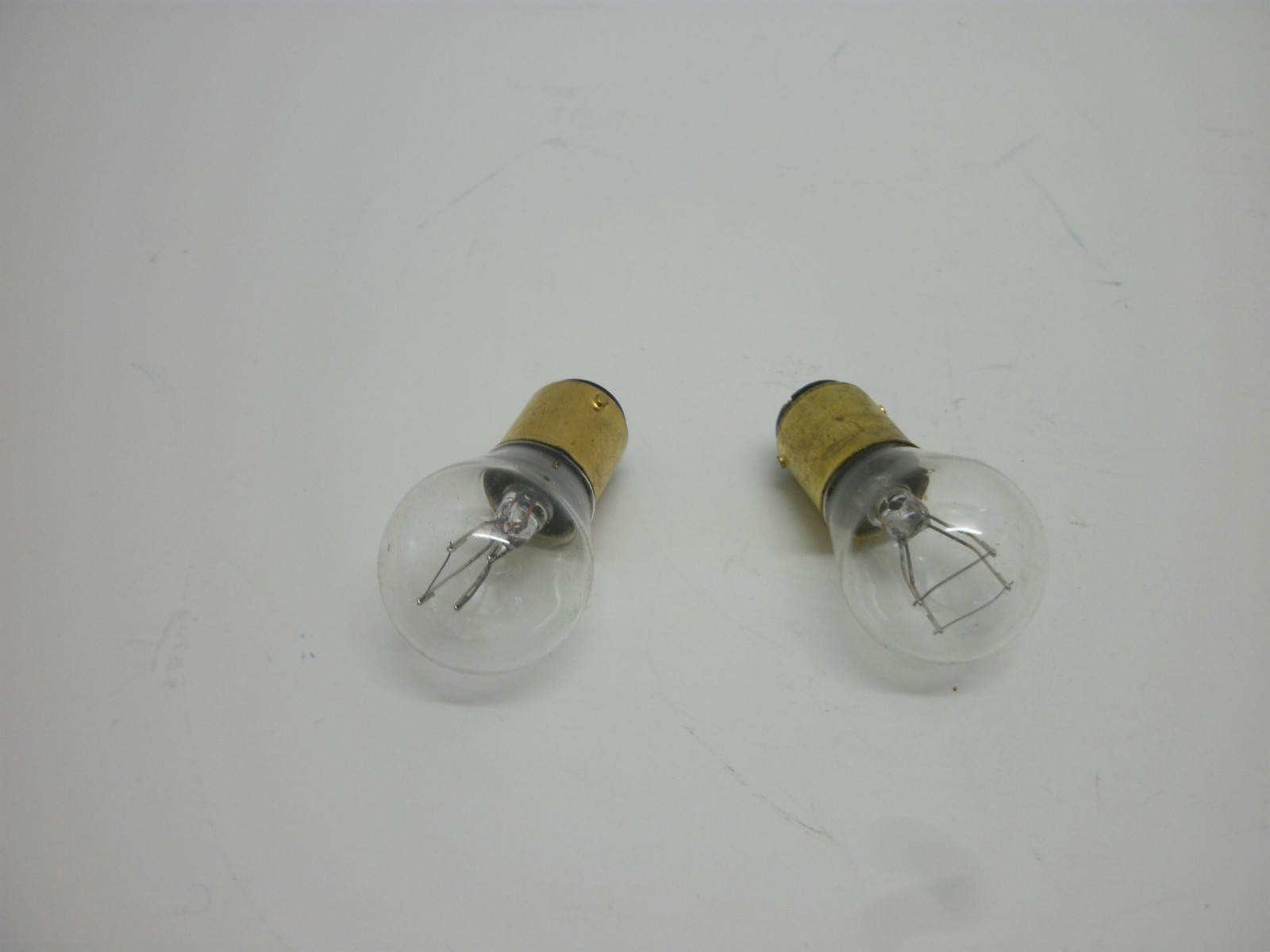 SYLVANIA 1176 MMINIATURE LAMP BULB 12.8/14V 1.34/0.59A 17.15/8.26W (LOT ...