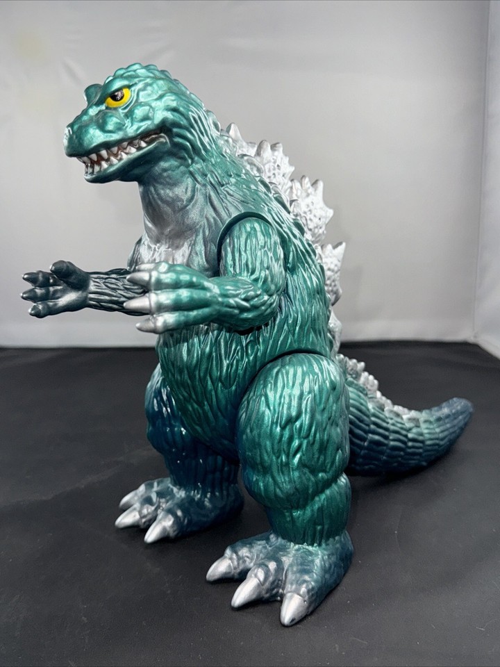 2002 M1 8” GODZILLA 1962 VS King Kong Godzilla Classic Box Japan Import Sofubi | eBay