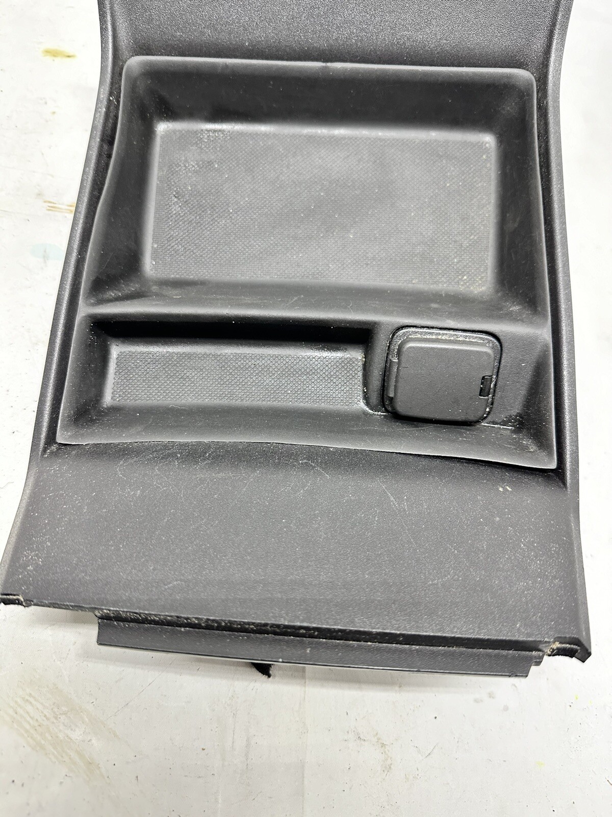 13-16 Ford Fusion Center Console Storage Tray Bin W/ Cover Power Outlet ...