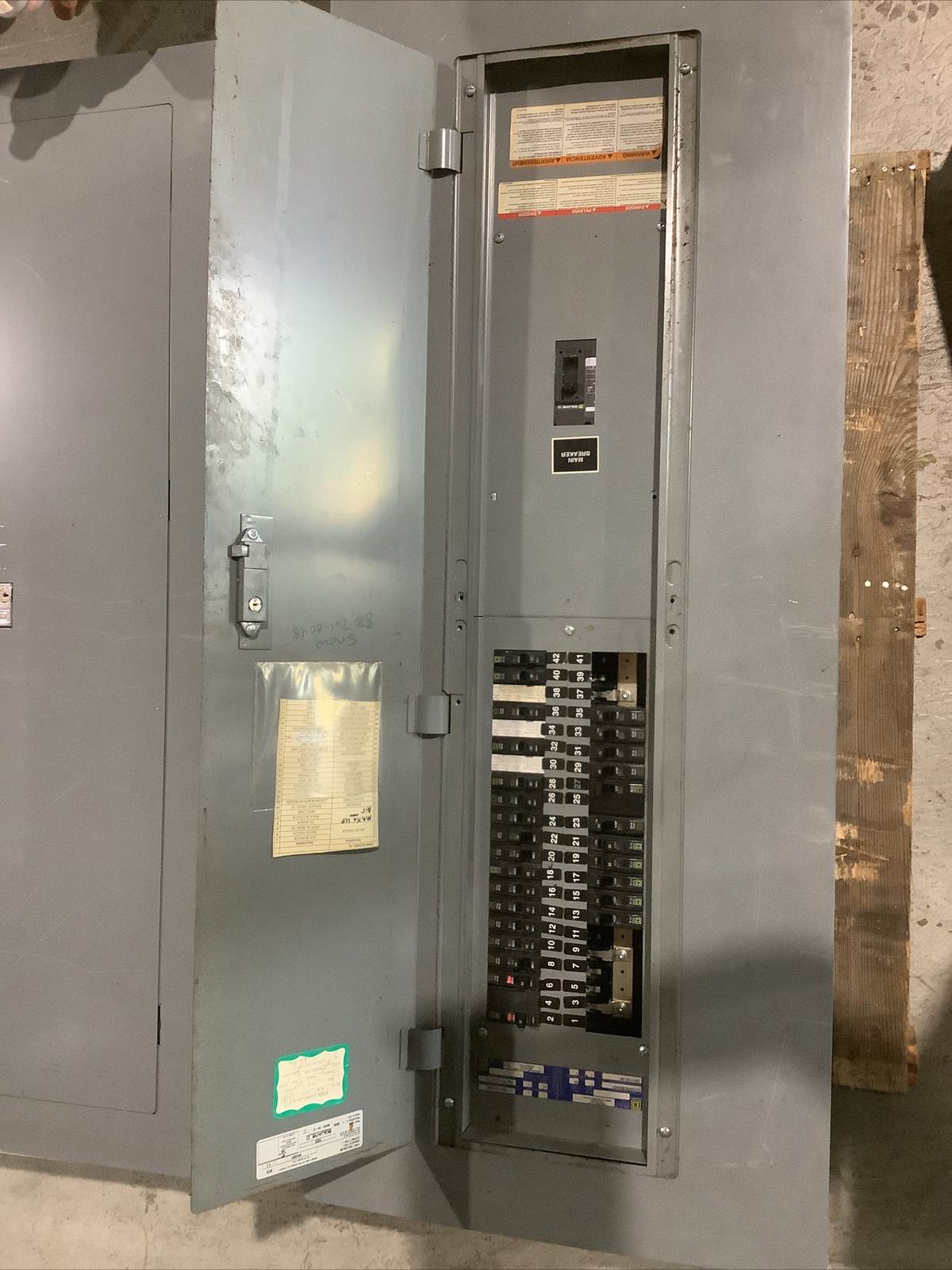 Square D Panelboard NQOD 200 Amp 208Y/120 Volt 3 Phase 4 Wire W/ Main ...