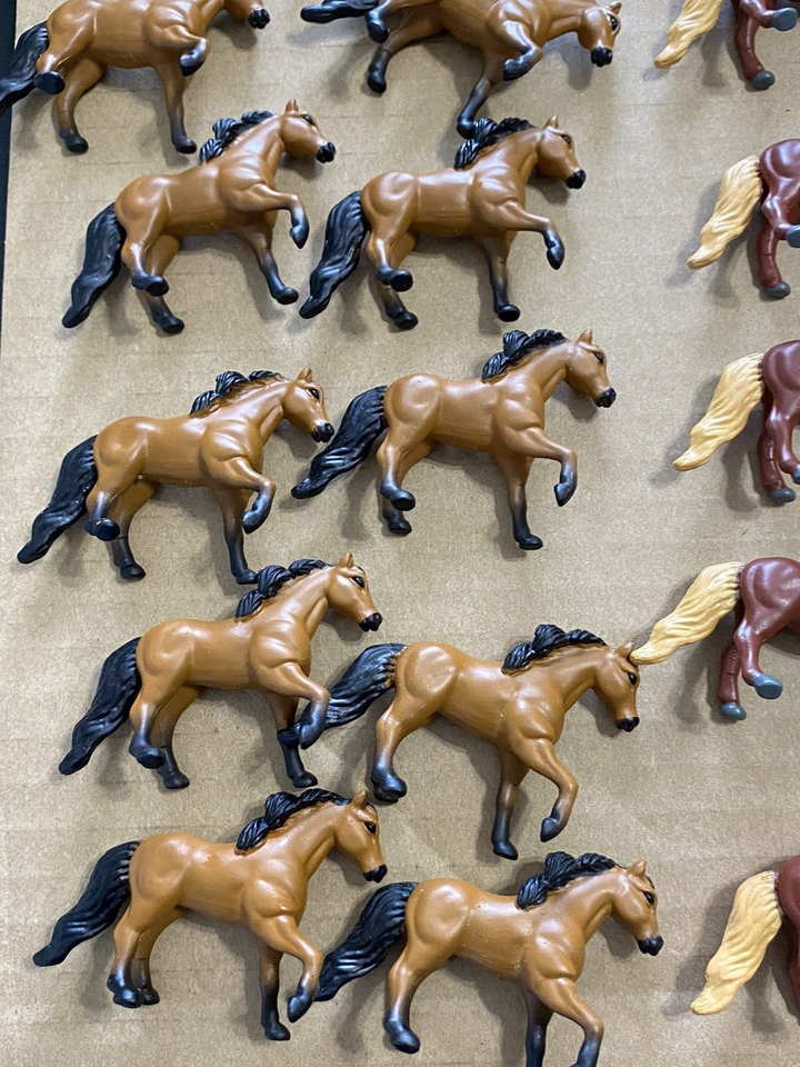 Lot of 50 Miniature Plastic Toy Horses | eBay