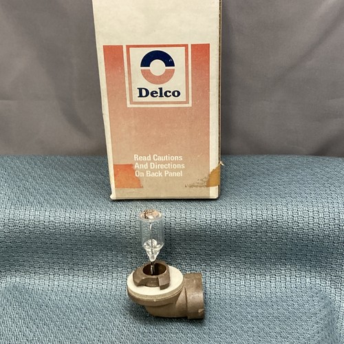 NEW ACDELCO 889 BULB, PARKING & TURN SIGNAL LAMP W/SOCKET GM 9442880 GR ...