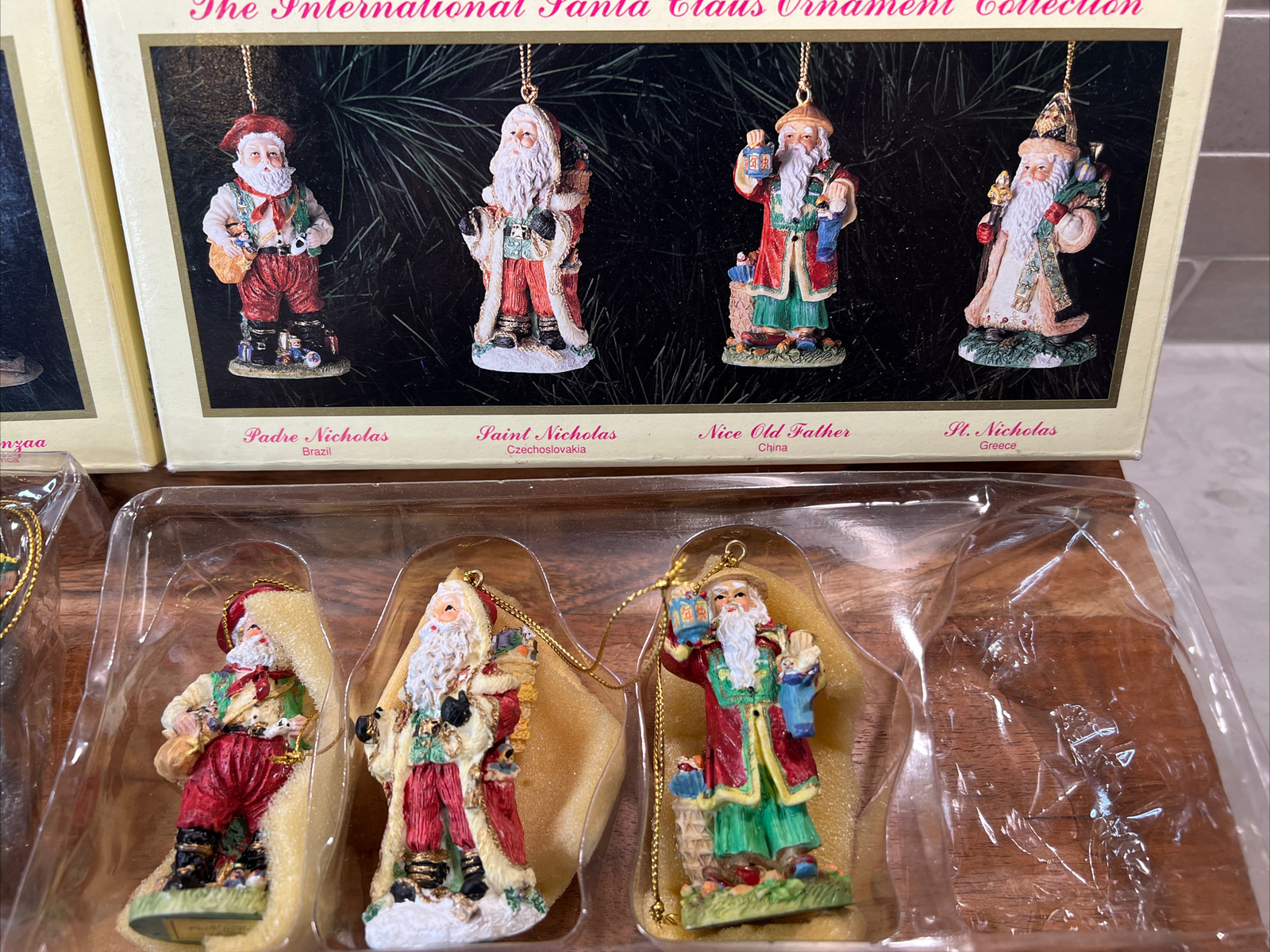 Vintage The International Santa Claus Collection 2 Sets - 7 total ...