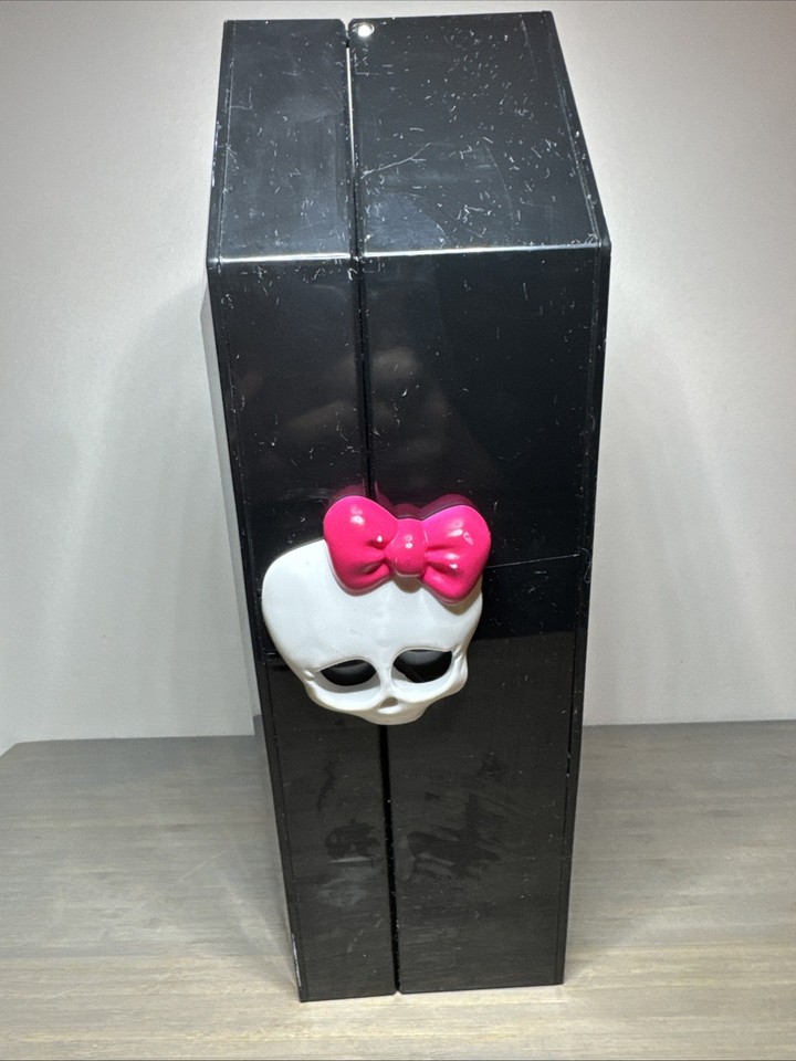 Monster High Draculaura Draculocker Doll And Accessories | eBay