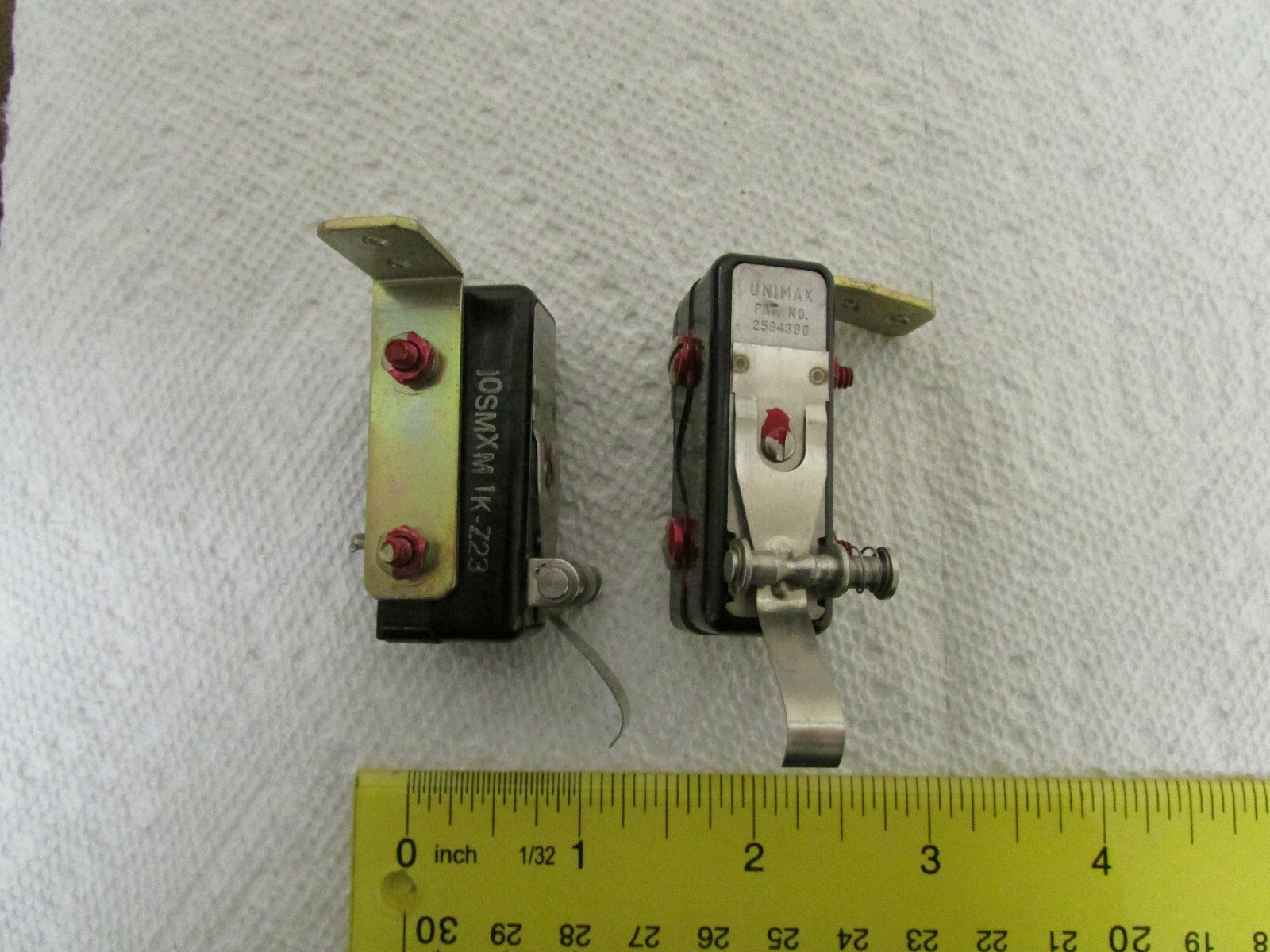 2 Pieces Unimax 10SMXM-1K-Z23 Industrial Limit Micro-Switches Left ...