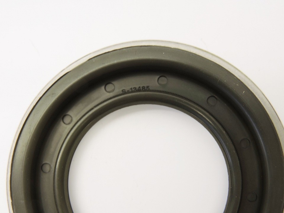 Ford Pinion Oil Seal F315P 9L8P-7A248-AA FOMOCO Genuine OEM Part New | eBay