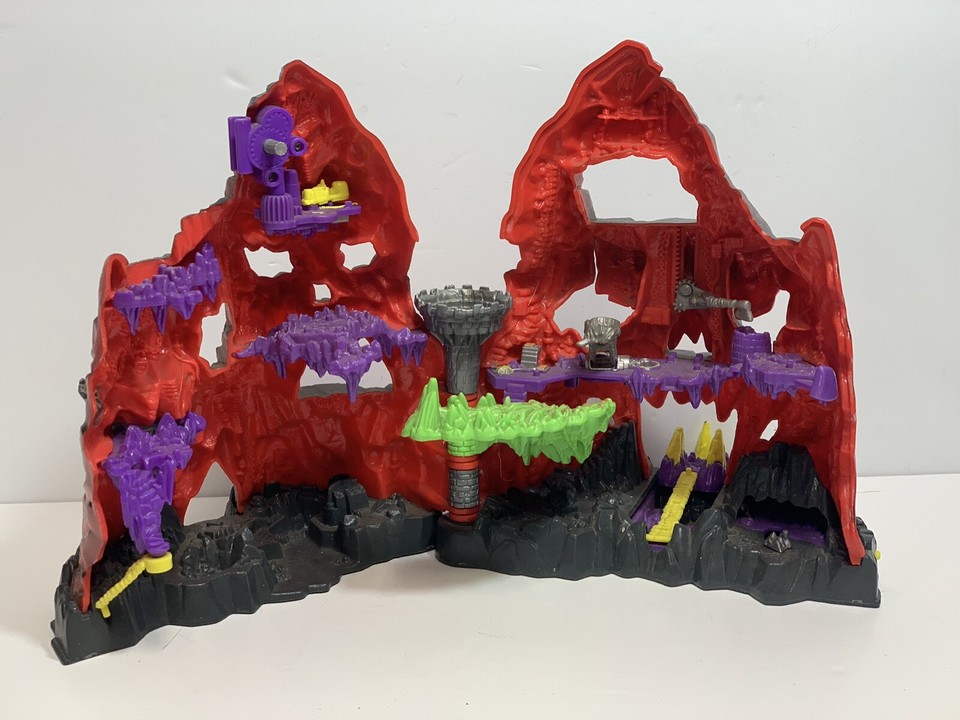 Vintage Mighty Max Trapped in Skull Mountain Playset Bluebird Toys 1992 ...