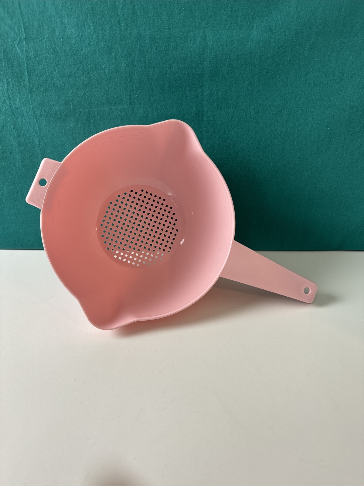 Tupperware Colander 2qt Double Pouring Spouts Pink Hole And Hook for ...