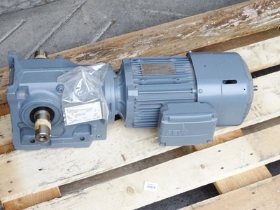 SEW Getriebemotor K57 DRS90L4BE5/TF/2W 1400/39r/min 2.2kW i35.70 ...