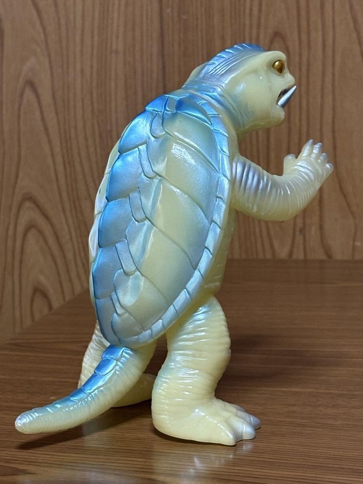 Soft vinyl figure Marusan Gamera Luminous Edition 1995 Kadokawa Movie ...