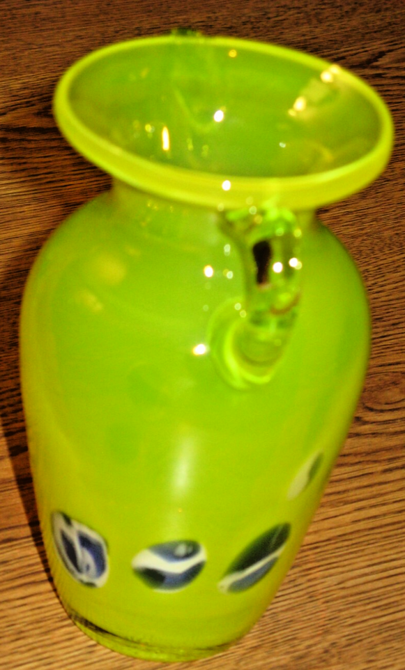 VINTAGE YELLOW VASELINE TWO HANDLED ART GLASS VASE | eBay