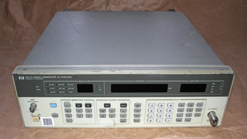 HEWLETT-PACKARD 8657A SIGNAL GENERATOR - NOT TESTED BUT IN G.W.O. WHEN ...