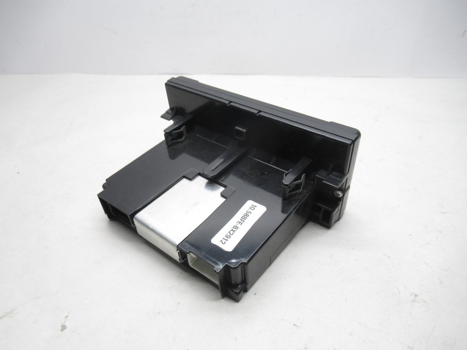 2004-2006 Volvo S40 Display Screen Information Panel Unit 30679647 OEM ...