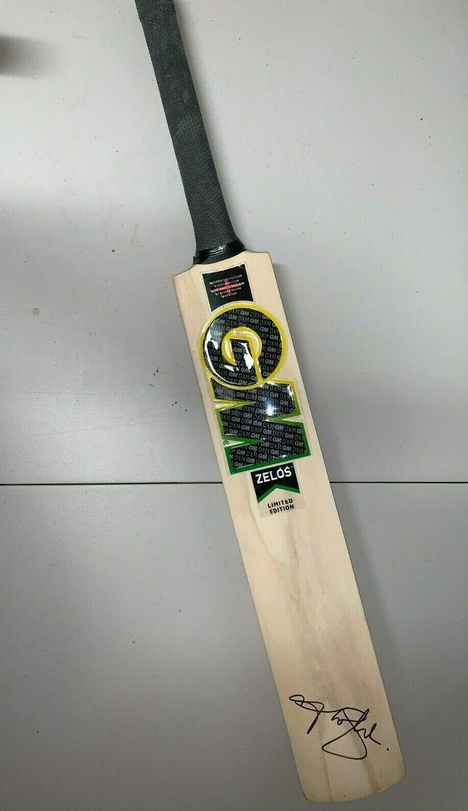 Graeme Smith (South Africa) signed GM "Zelos" full size cricket bat ...