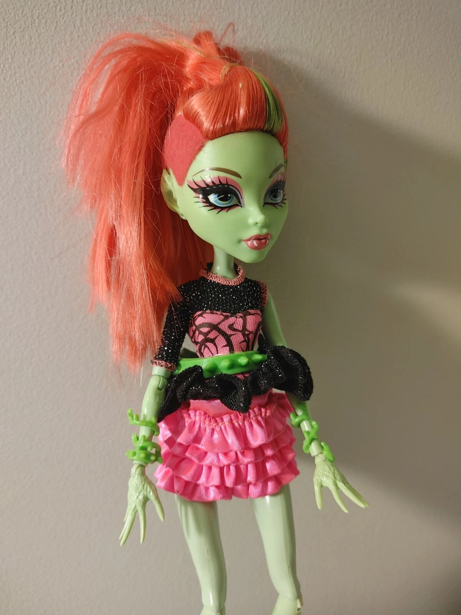 Venus Mcflytrap Ghouls Night Out