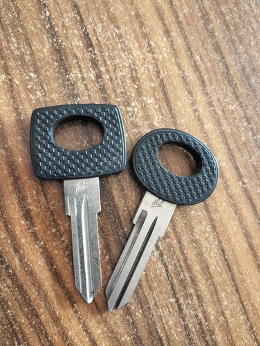 MERCEDES W123 KEY 2 PCS GENUINE NEW | eBay