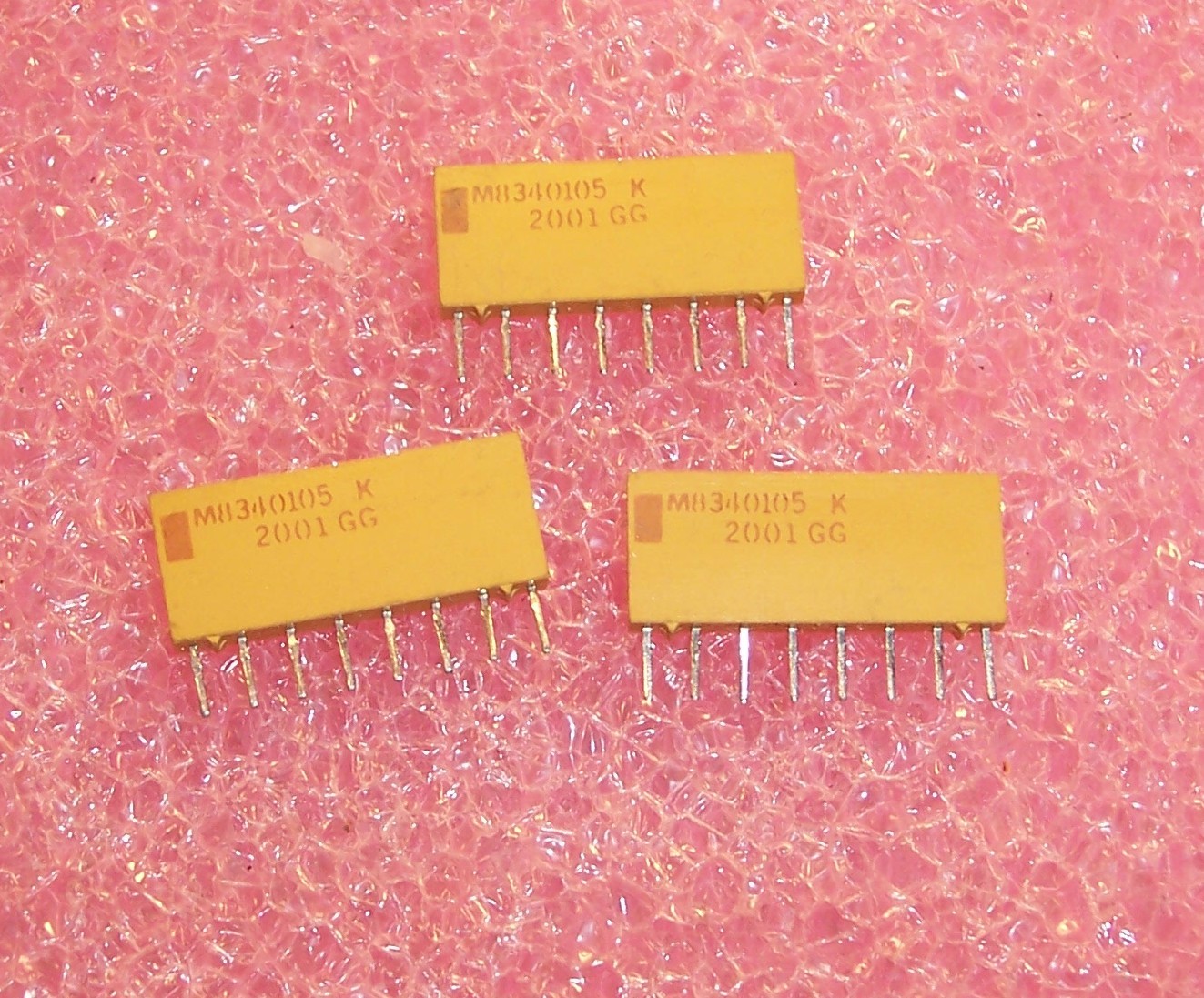 QTY (100) 2K Ohm ISOLATED 8 PIN SIP MIL-SPEC RESISTOR NETWORKS ...