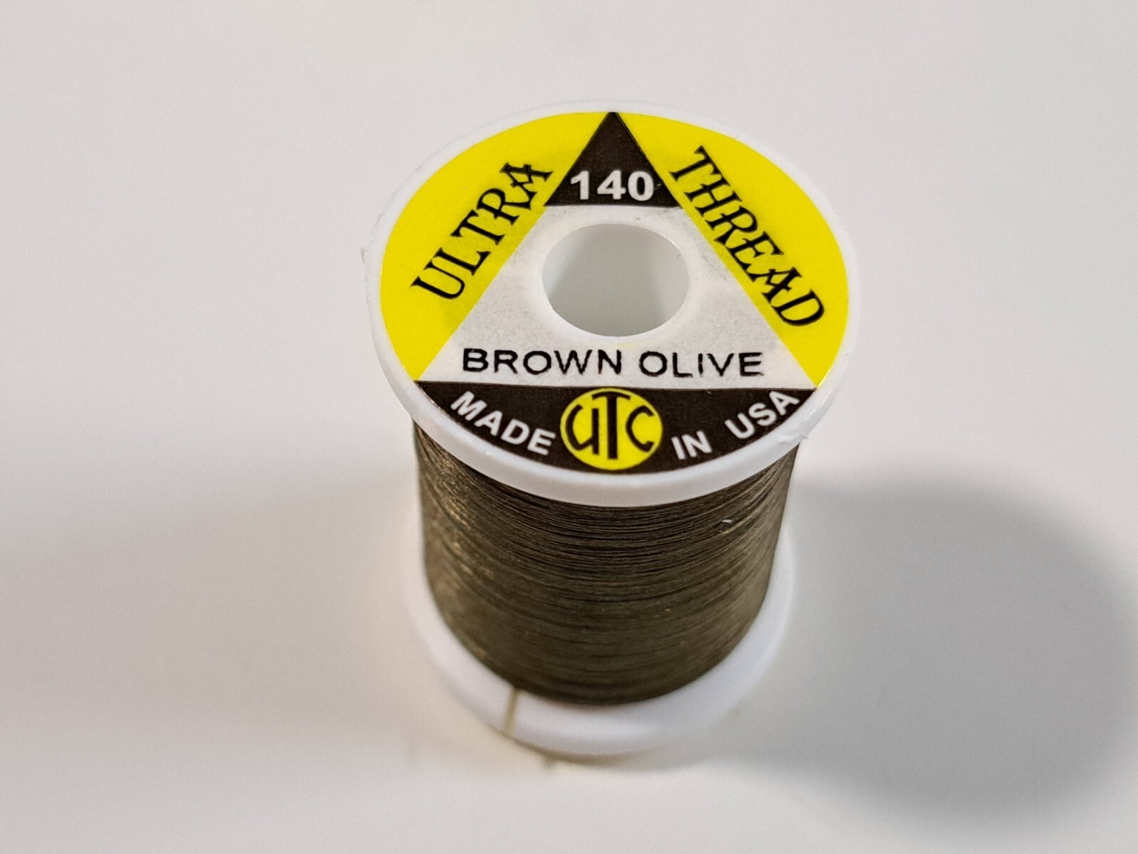 UTC Ultra Thread 140 Denier Fly Tying Medium Waxed Flat Jig Wrapping ...