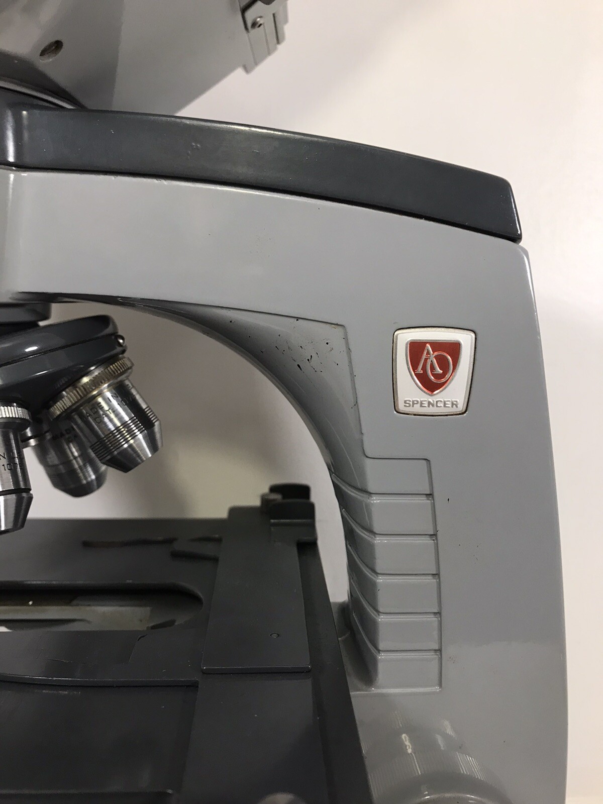 AO Spencer Microscope 546788 Four Objectives American Optical Nice! | eBay