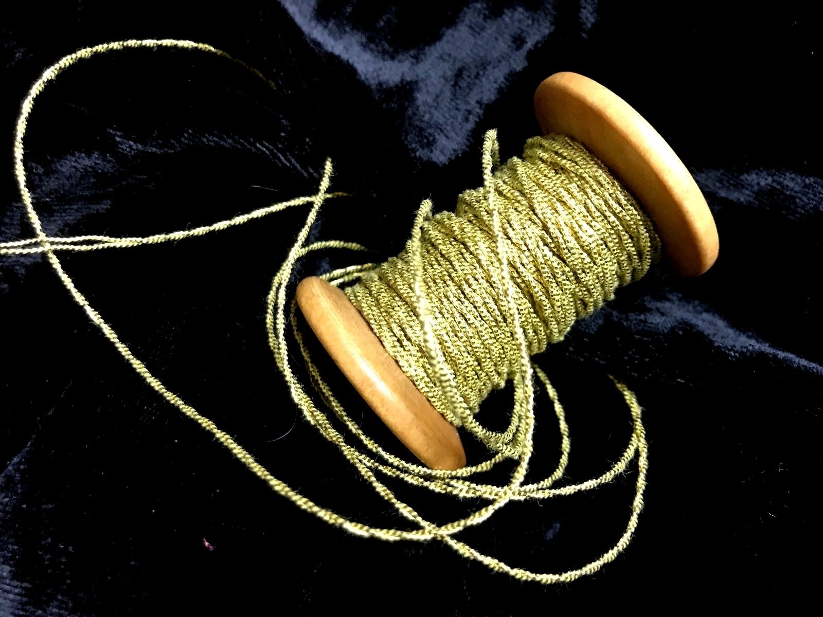 vintage metallic antique 1900s gold 1/16" twisted thread 3yds made in ...
