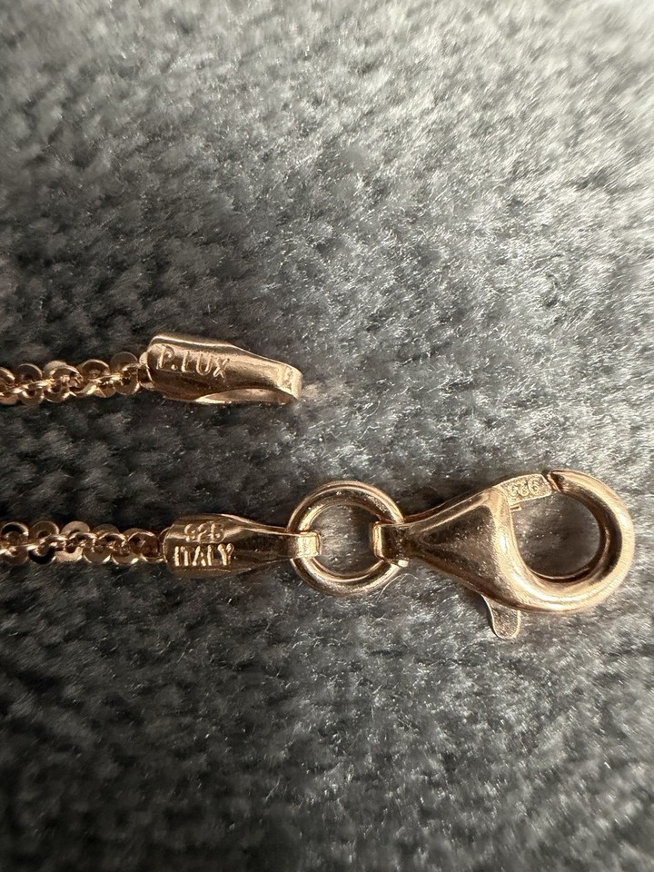 1.5 CTW VVSD Oval Cut Moissanite Pendant With Rose Gold Twisted Rock ...