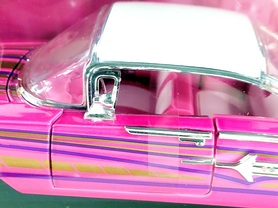 JADA PINK SLIPS 1960 Chevrolet Impala SS Lowrider 💗PINK 💗 1/24 w/ Base ...