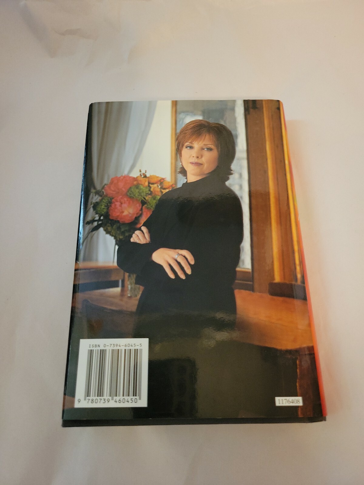 Red Lily Book 3 of The in The Garden Trilogy by Nora Roberts 0739460455 ...