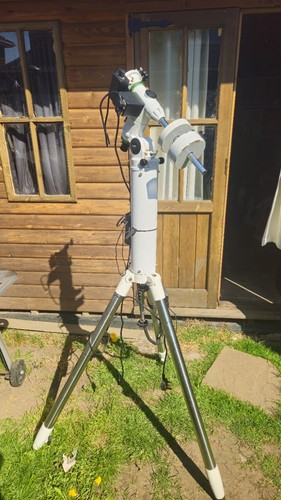 SKYWATCHER EQ3 PRO GOTO EQUATORIAL MOUNT WITH SYNSCAN Pier Extension ...