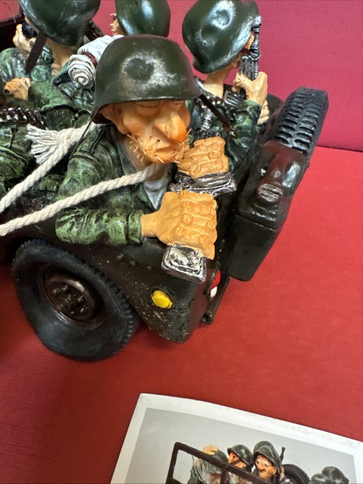 Guillermo Forchino Tour of Duty Military Jeep Sculpture Figure w/ Tag ...