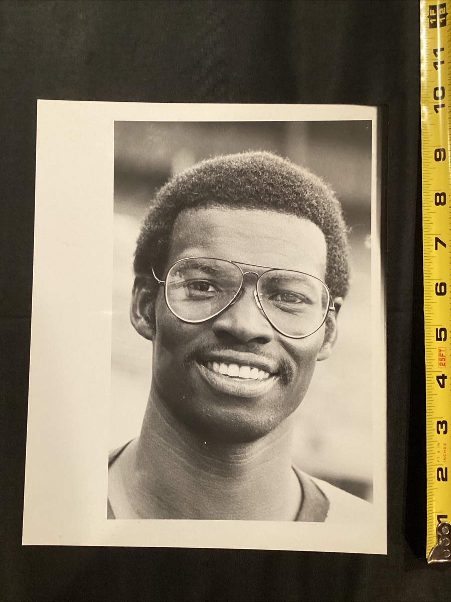 Ron Mitchell's Instagram, Twitter & Facebook on IDCrawl