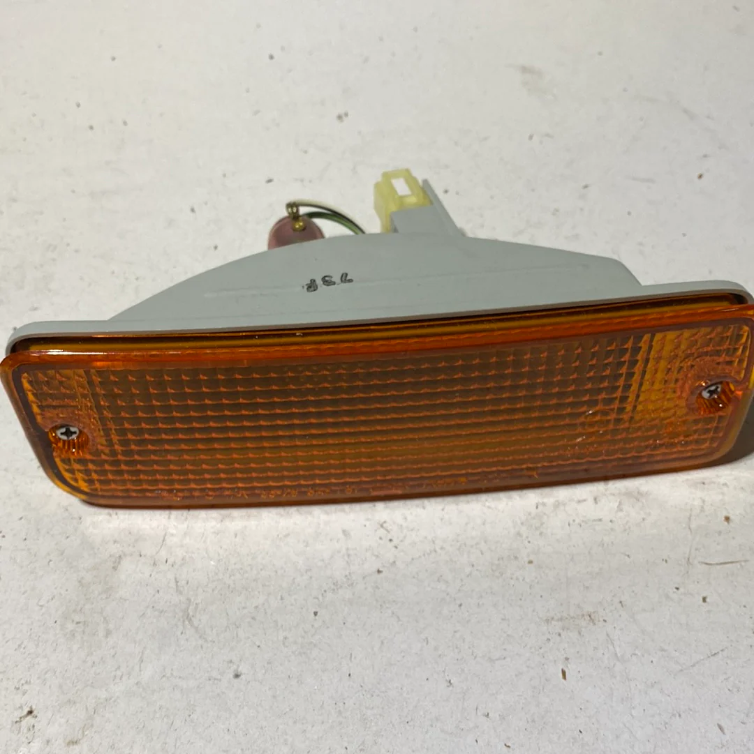 81510-35090 LAMP ASSY, FRONT TURN SIGNAL, RH, toyota, | eBay