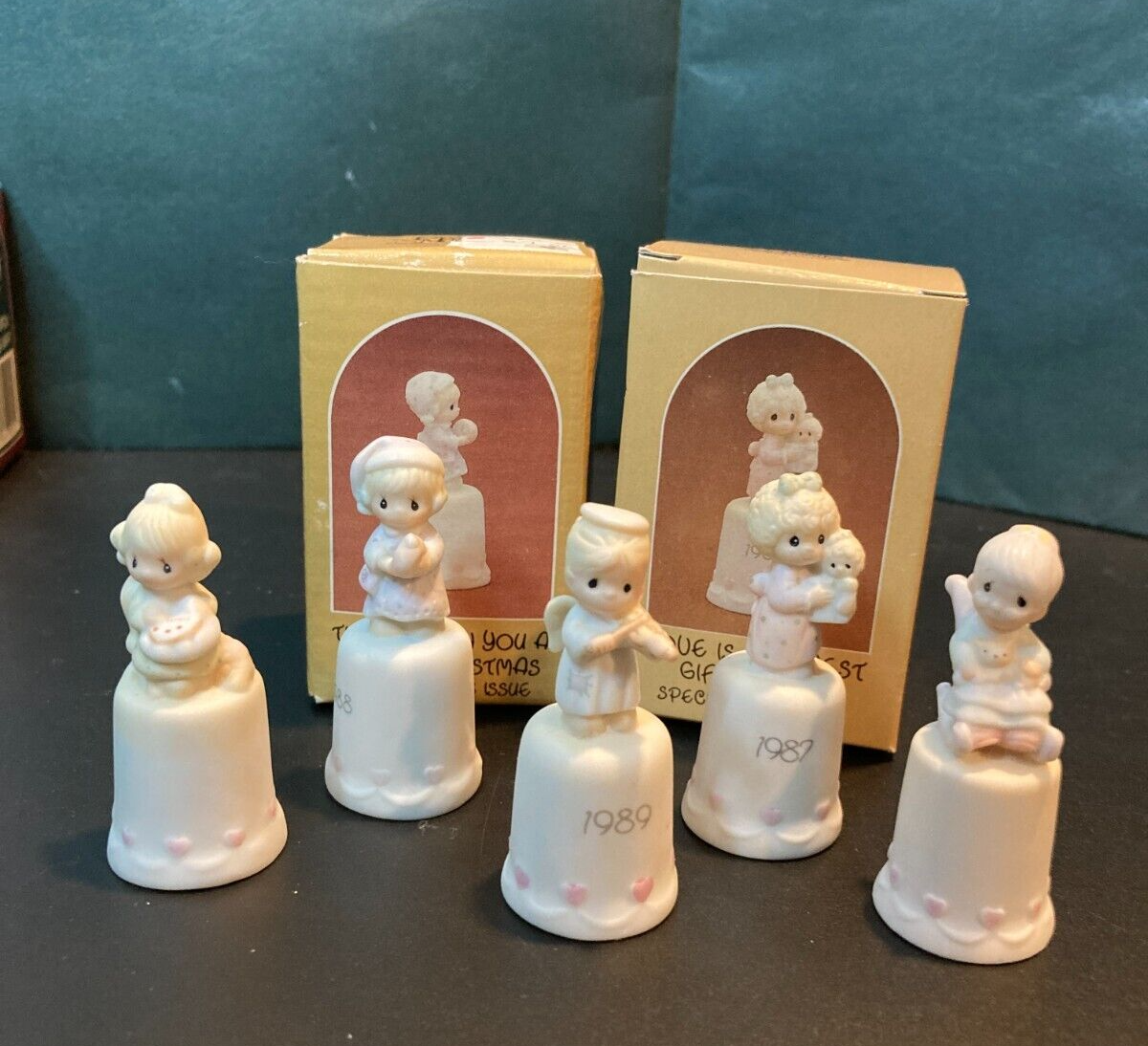 VINTAGE -PRECIOUS MOMENTS BISQUE THIMBLES (2) 1984, 1987, 1988, 1989, lot of 5 | eBay