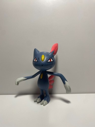 Figurine Pokémon Farfuret Sneasel Figure JAKKS 8cm | eBay