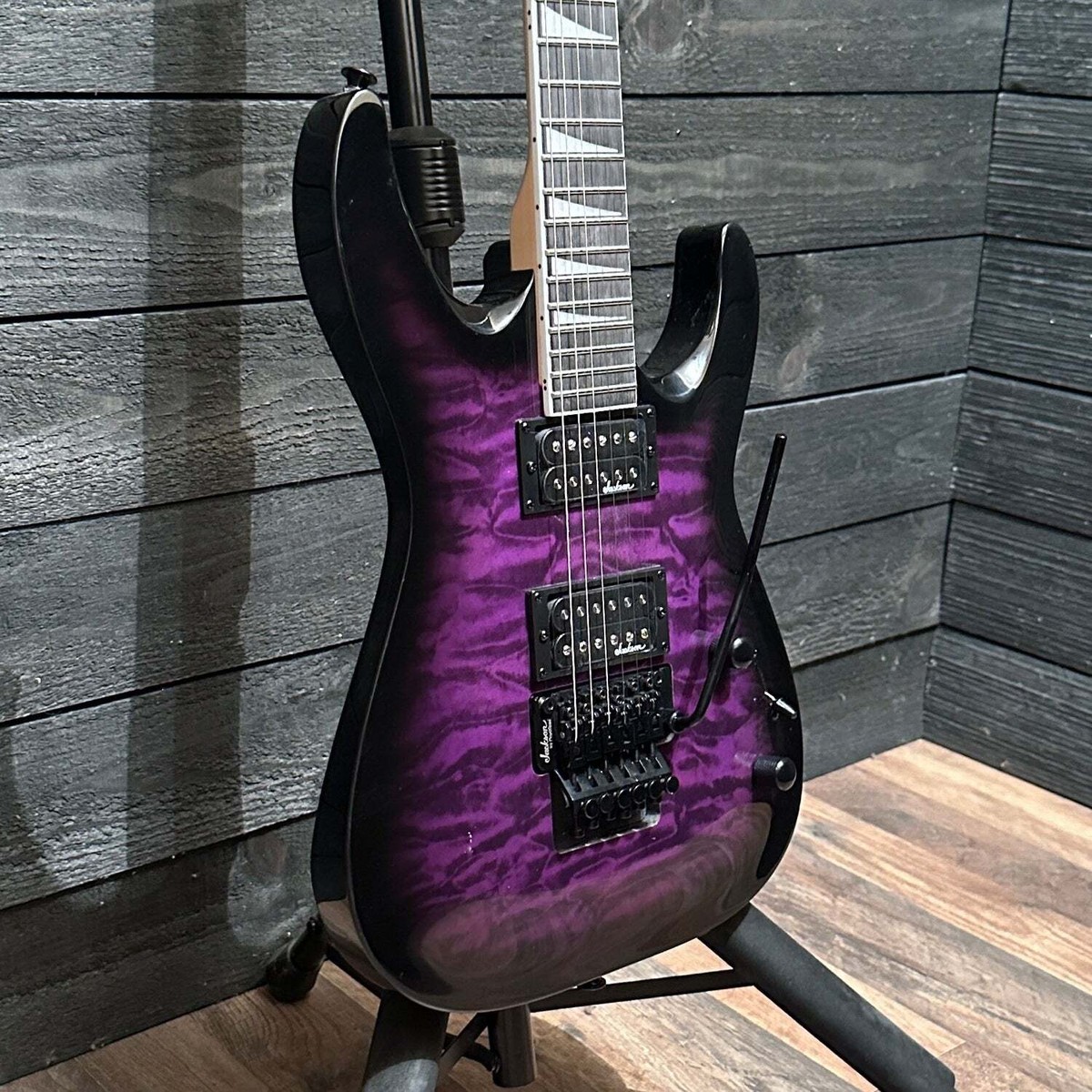 Jackson Sweetwater Jackson Dinky JS32Q Electric Guitar - Transparent ...