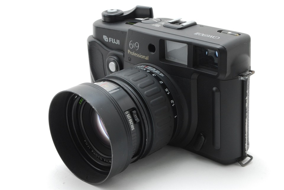[Exc+5] Fuji Fujifilm GW690 III Pro 6x9 COUNT 546 w/90mm f/3.5 Lens ...