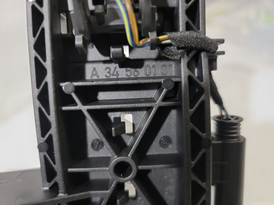 MERCEDES E250 FRONT LEFT DRIVER KEYLESS DOOR HANDLE OEM 2047602434 | eBay