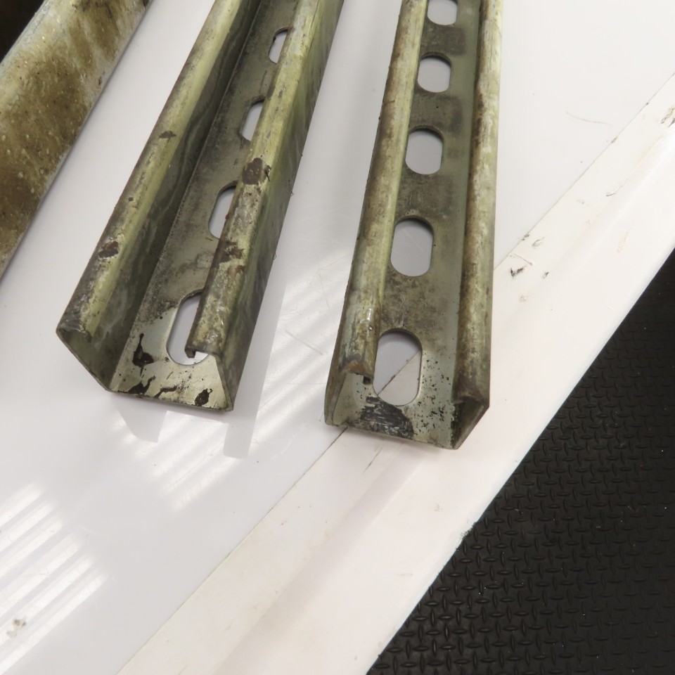 Superstrut A-1400-HS Half Slotted Steel Channel Strut 60" Long Lot Of 4 ...