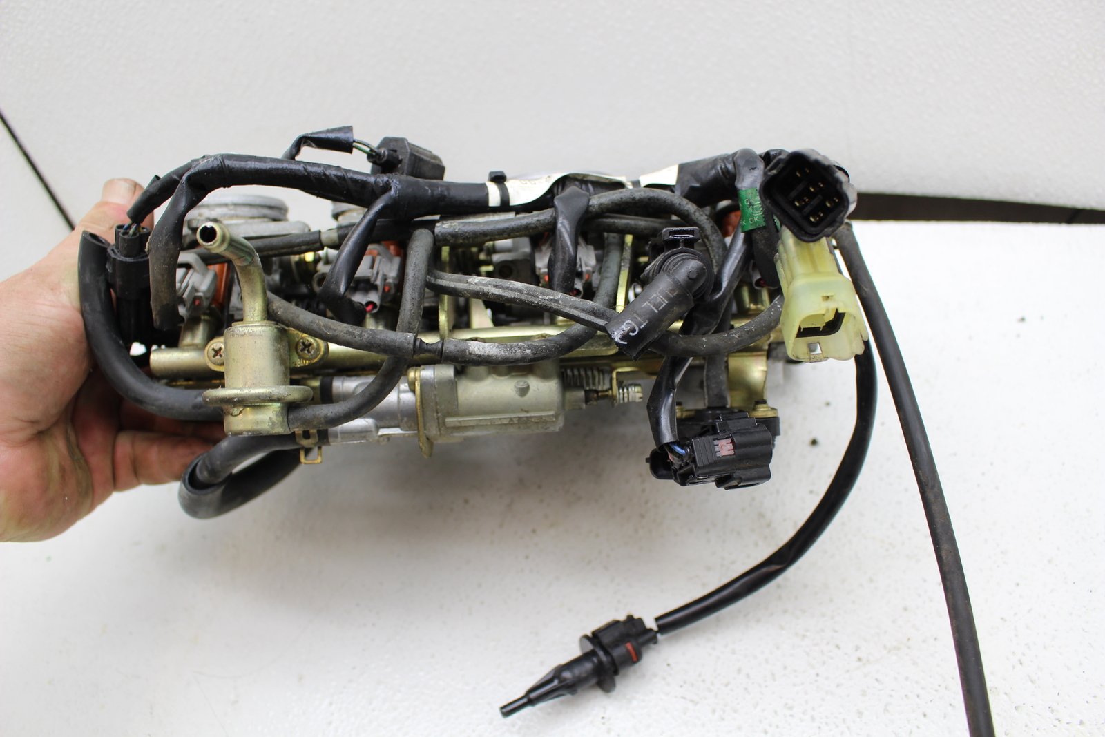 2004 YAMAHA YZF R6 CARB CARBURETOR THROTTLE BODY OFF RUNNER (YBC449) | eBay