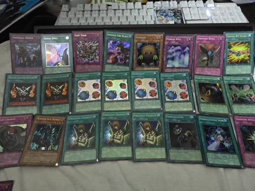 Yu-Gi-Oh! - Lot of 750+ Vintage & Mid Era Cards - LOB PSY MRL MRD LON ...