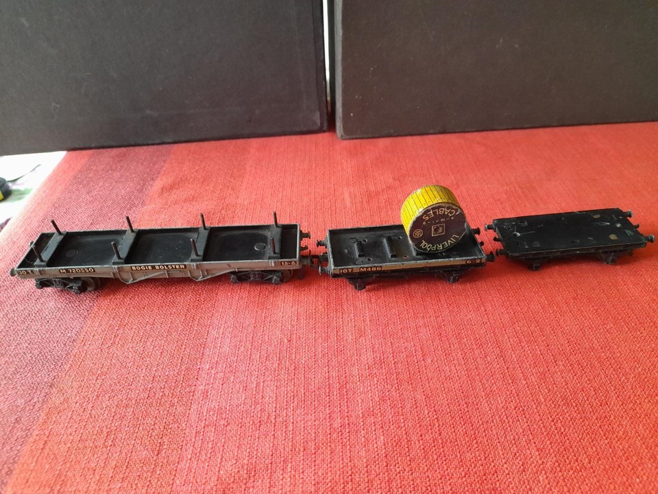 Vintage Hornby Dublo Meccano Ltd Bolster Bogie M720550 & Cable Drum ...